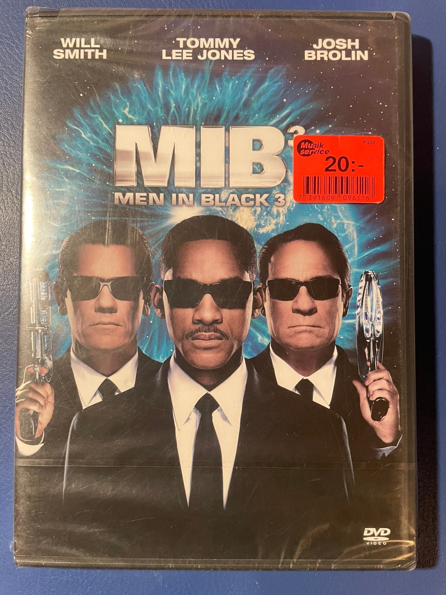 Men In Black 3 - Begagnad DVD Film .. | Köp från Selvia på Tradera ...