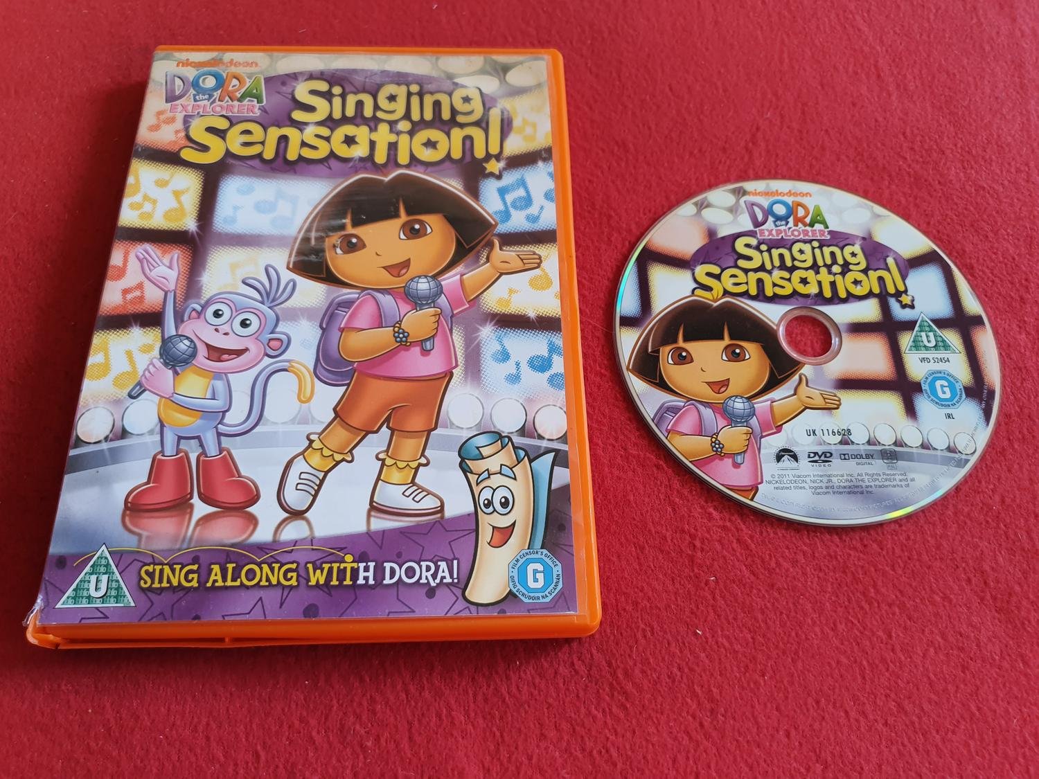 DORA THE EXPLORER SINGING SENSA.. | Köp från game-world på Tradera ...