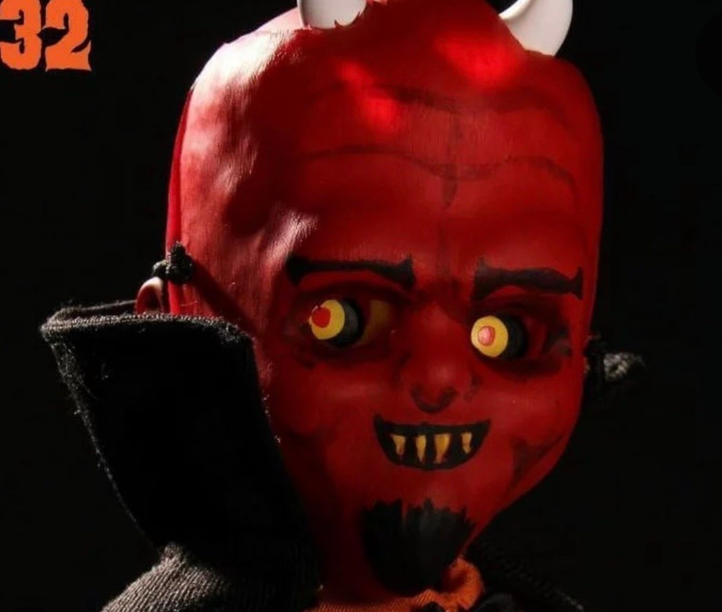 Living Dead Dolls - Nicholas | Köp på Tradera (713048852)