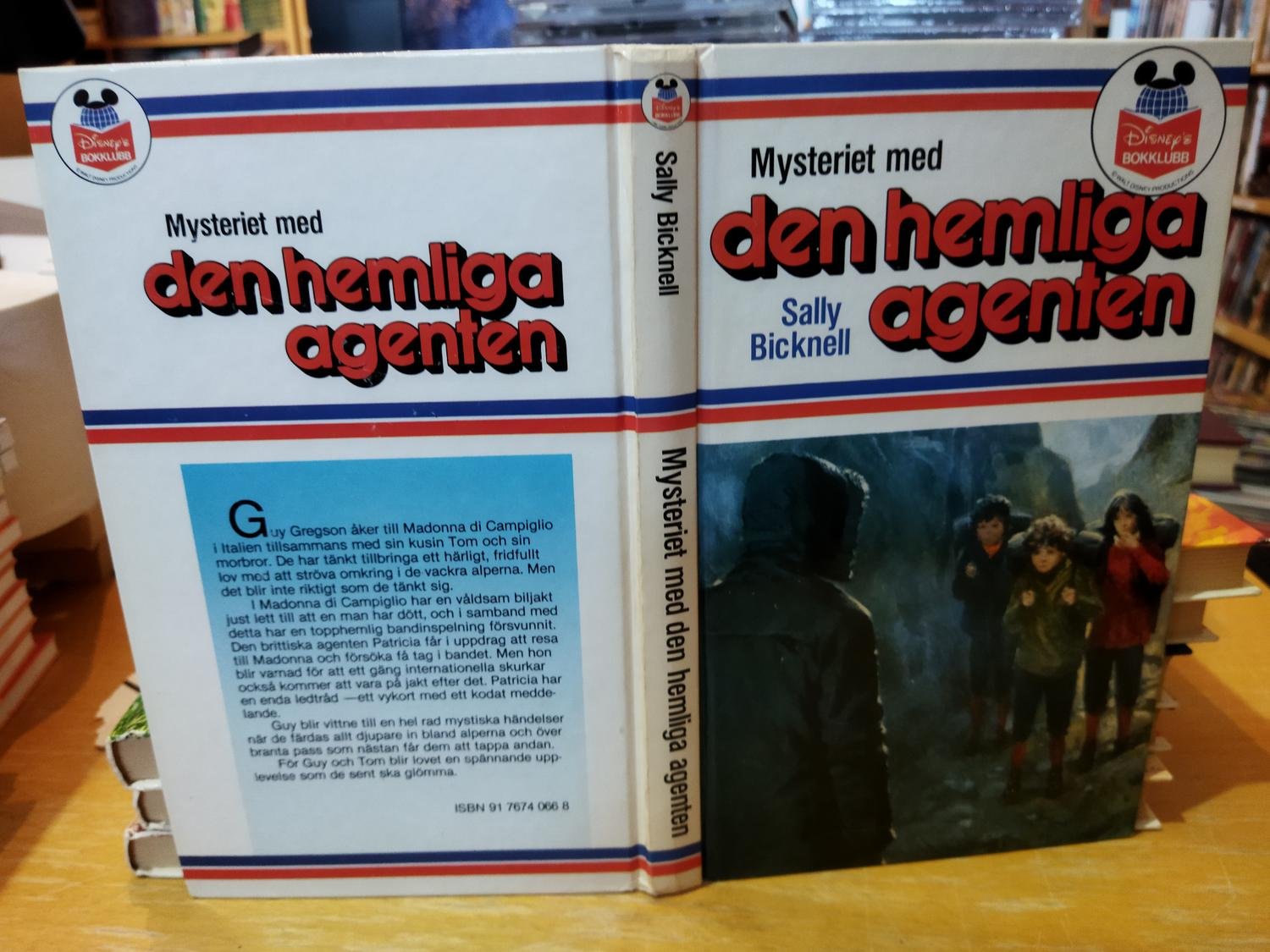 Mysteriet med den hemliga agen.. | Köp från Vinylcomics på Tradera ...