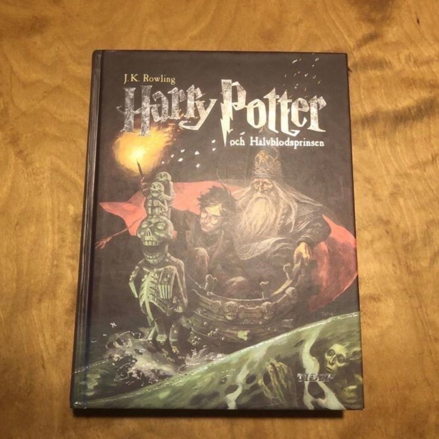 Harry Potter och Halvblodsprinsen av J.K. Rowling | Köp på Tradera ...