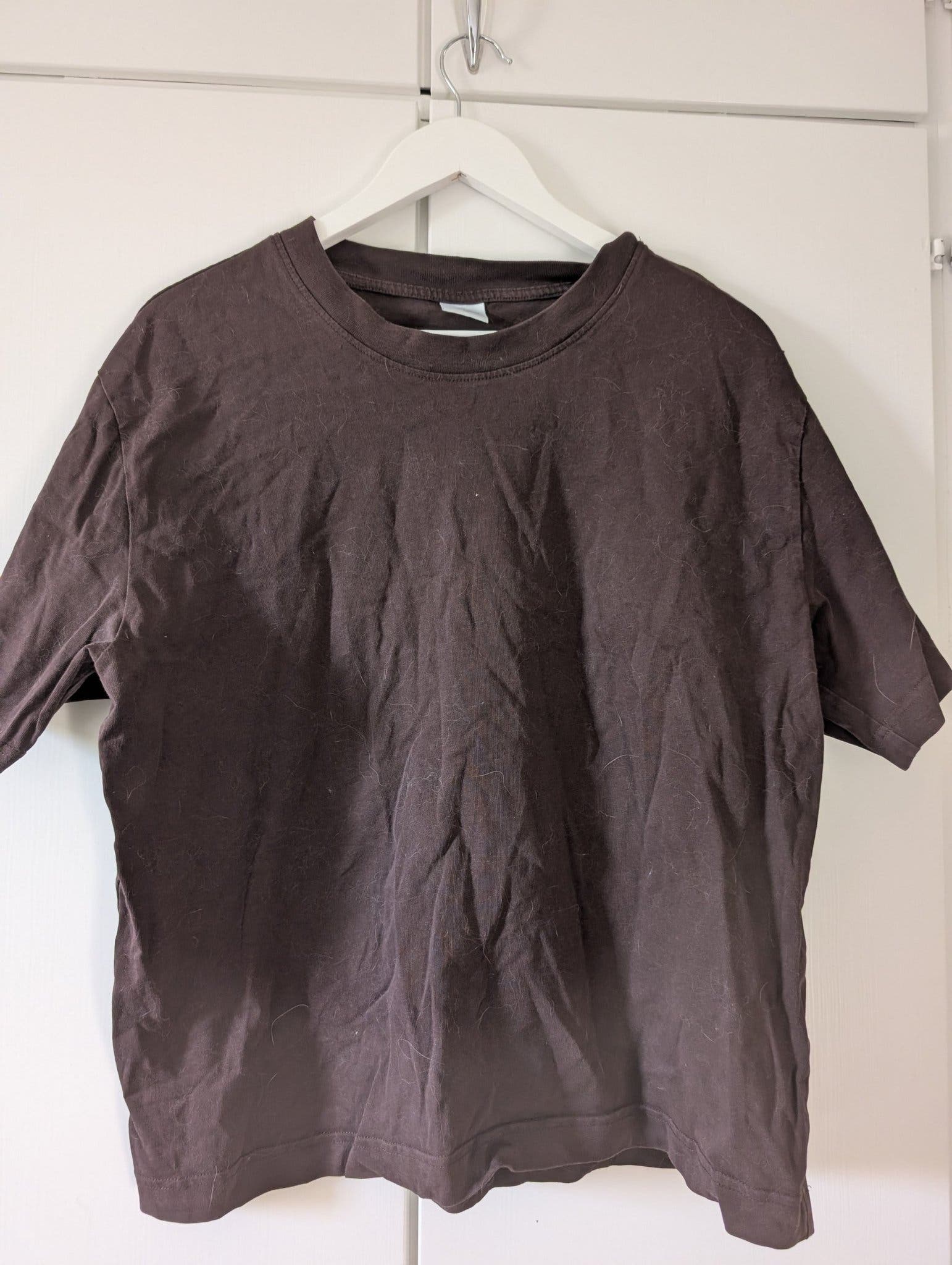 Gina Tricot - Basically brun t-shirt | Köp på Tradera (737004601)