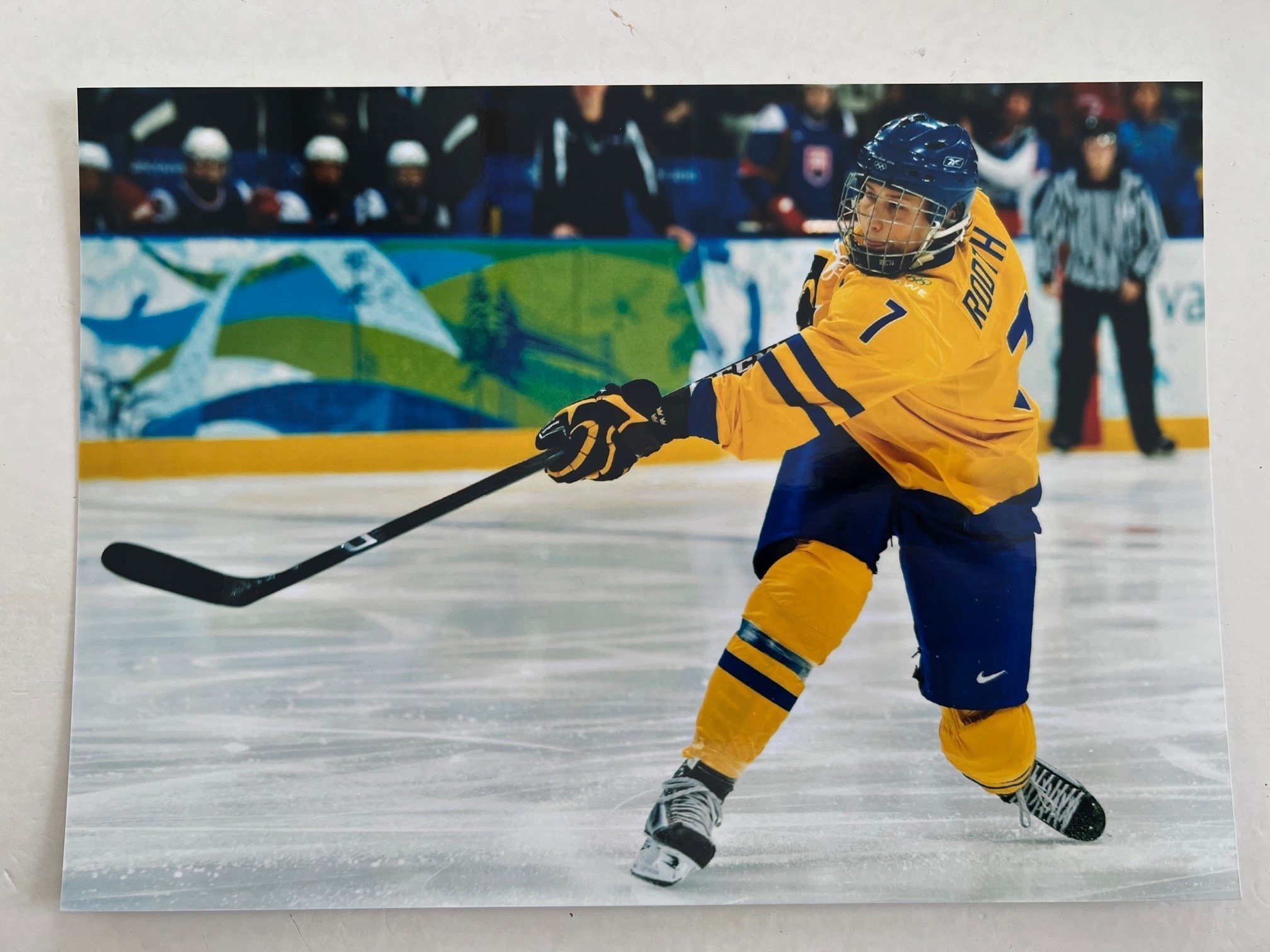 Se produkter som liknar Pressfoto Damkronorna Maria R.. på Tradera ...