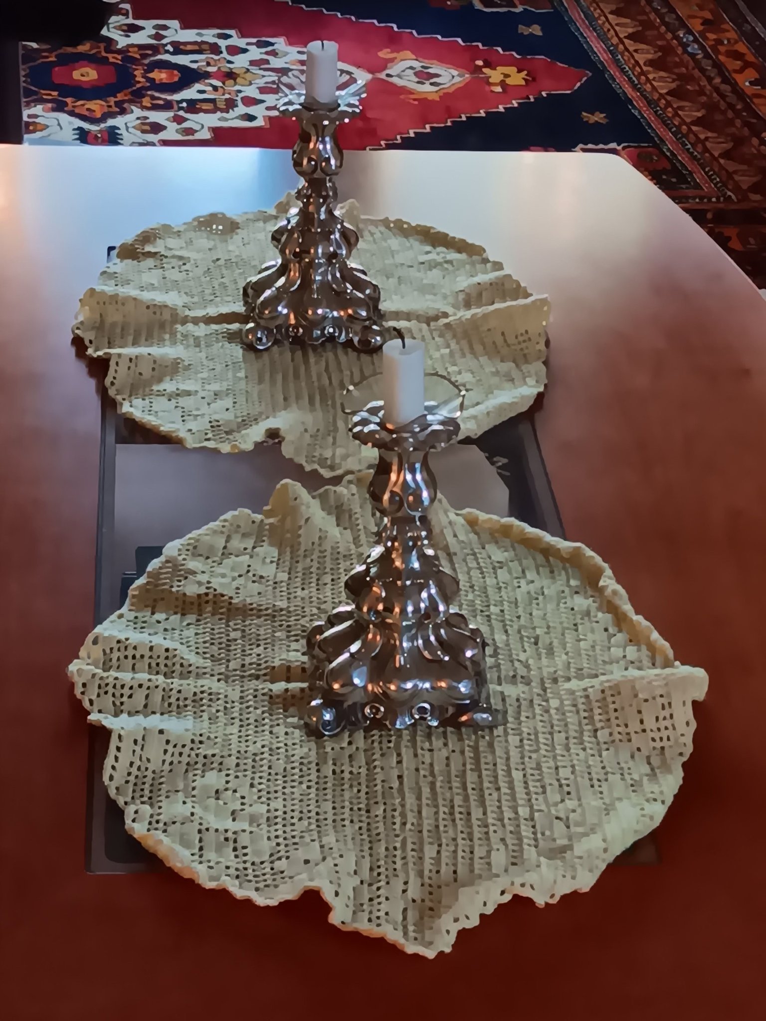 Två virkade dukar | Köp på Tradera (702403293)