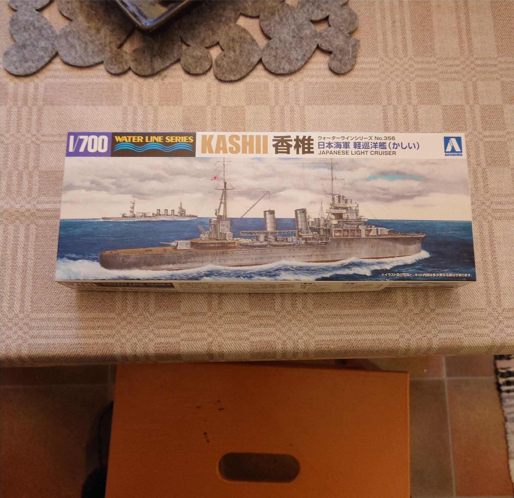 1/700 Water Line Series KASHII JAPANESE LIGHT C.. | Köp på Tradera ...