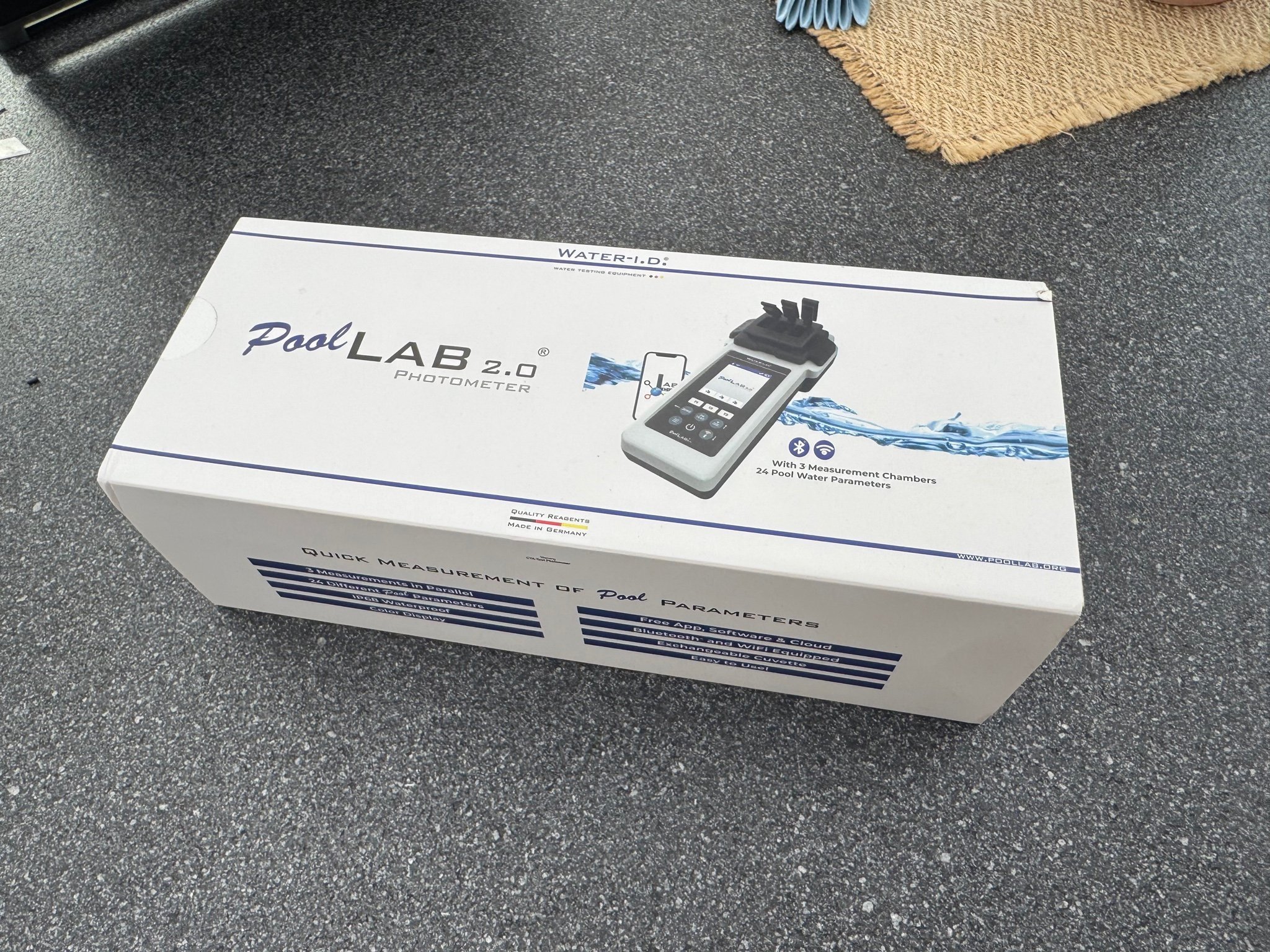 Se produkter som liknar PoolLAB 2.0 HELT NYTT Test-La.. på Tradera ...