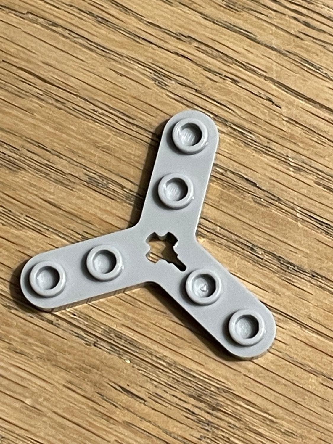 Light Bluish Gray Technic, Plate Rotor 3 Blade .. | Köp på Tradera ...