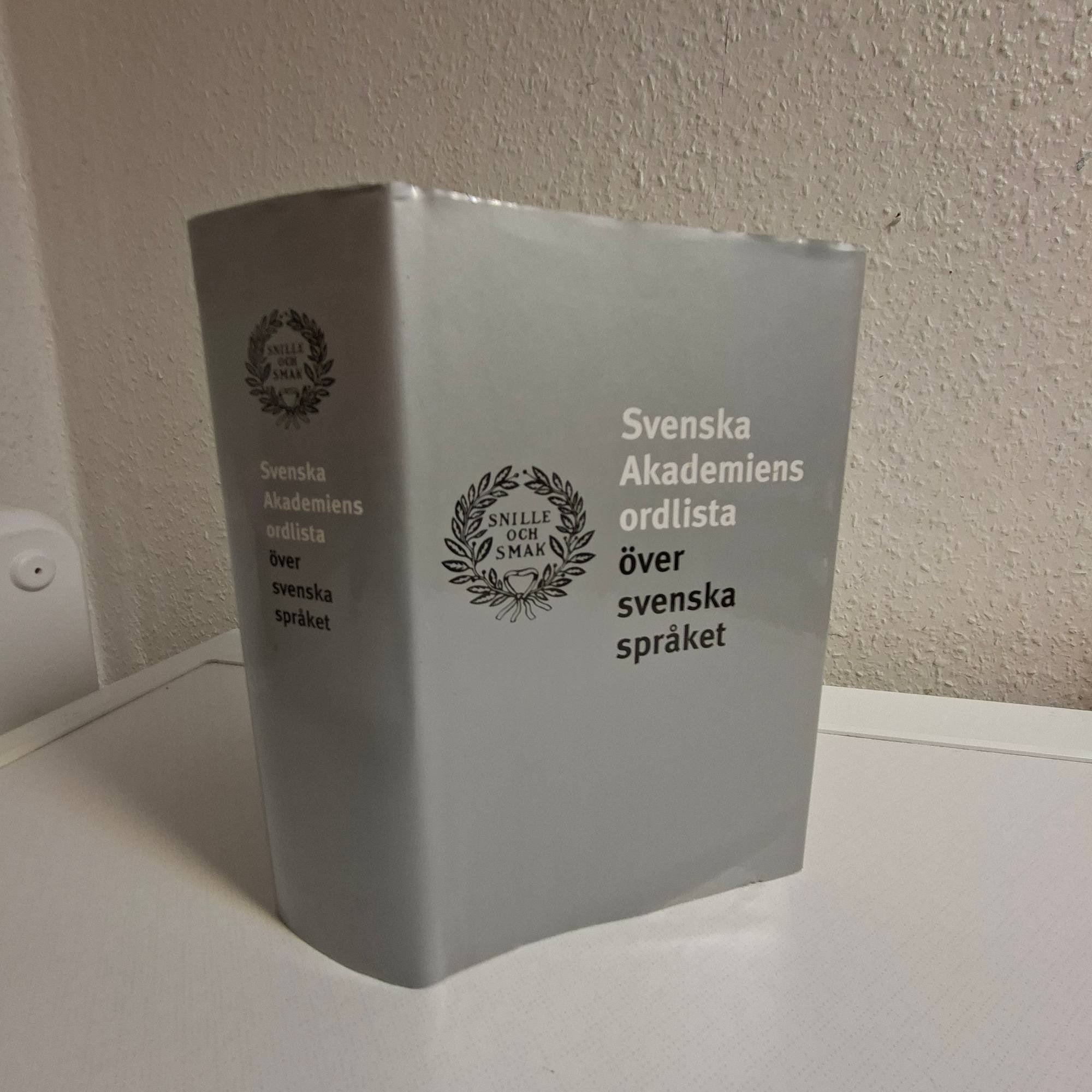 Svenska Akademiens ordlista över svenska språket | Köp på Tradera ...