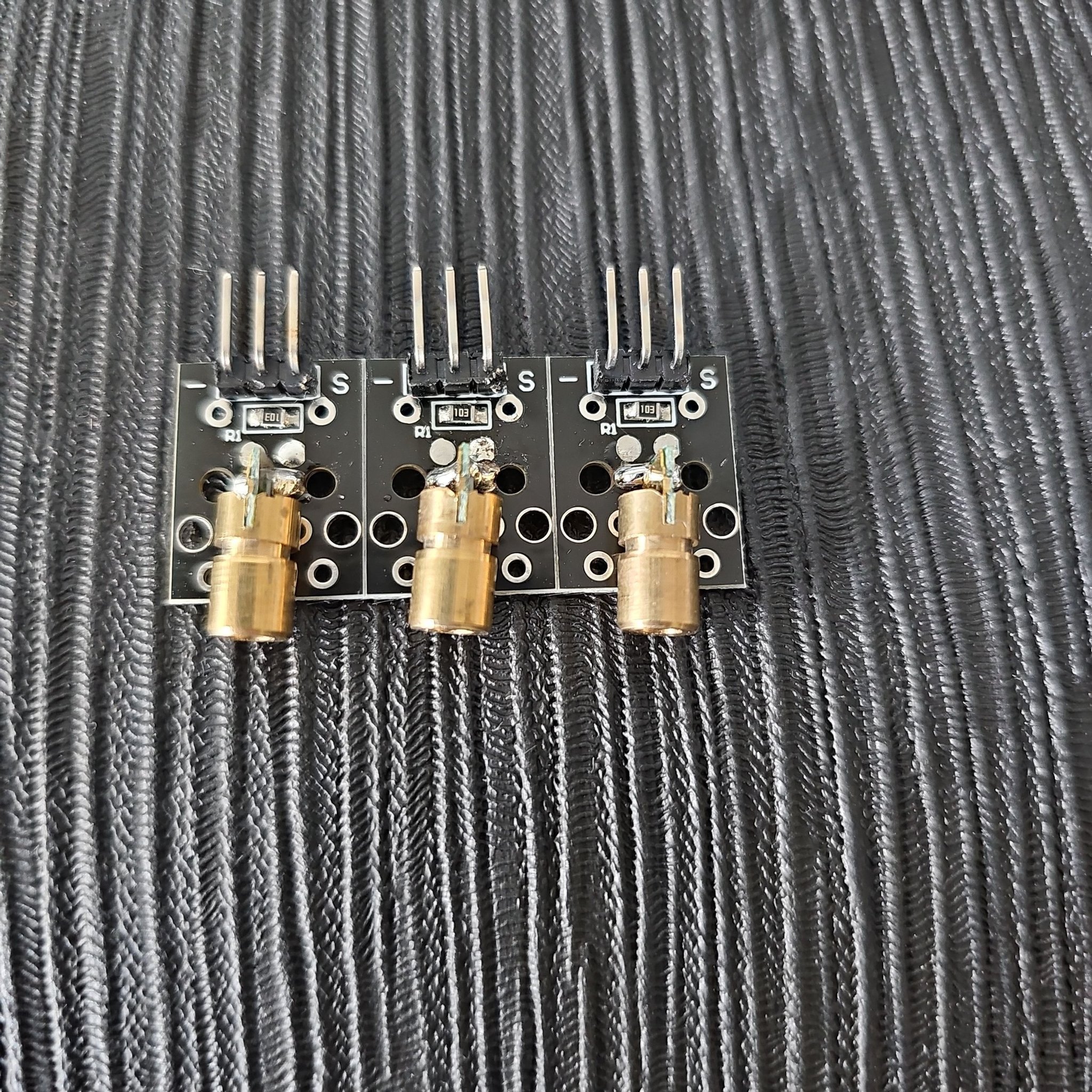 KY-008 Laser Diod Modul till arduino 3 st | Köp på Tradera (692449262)