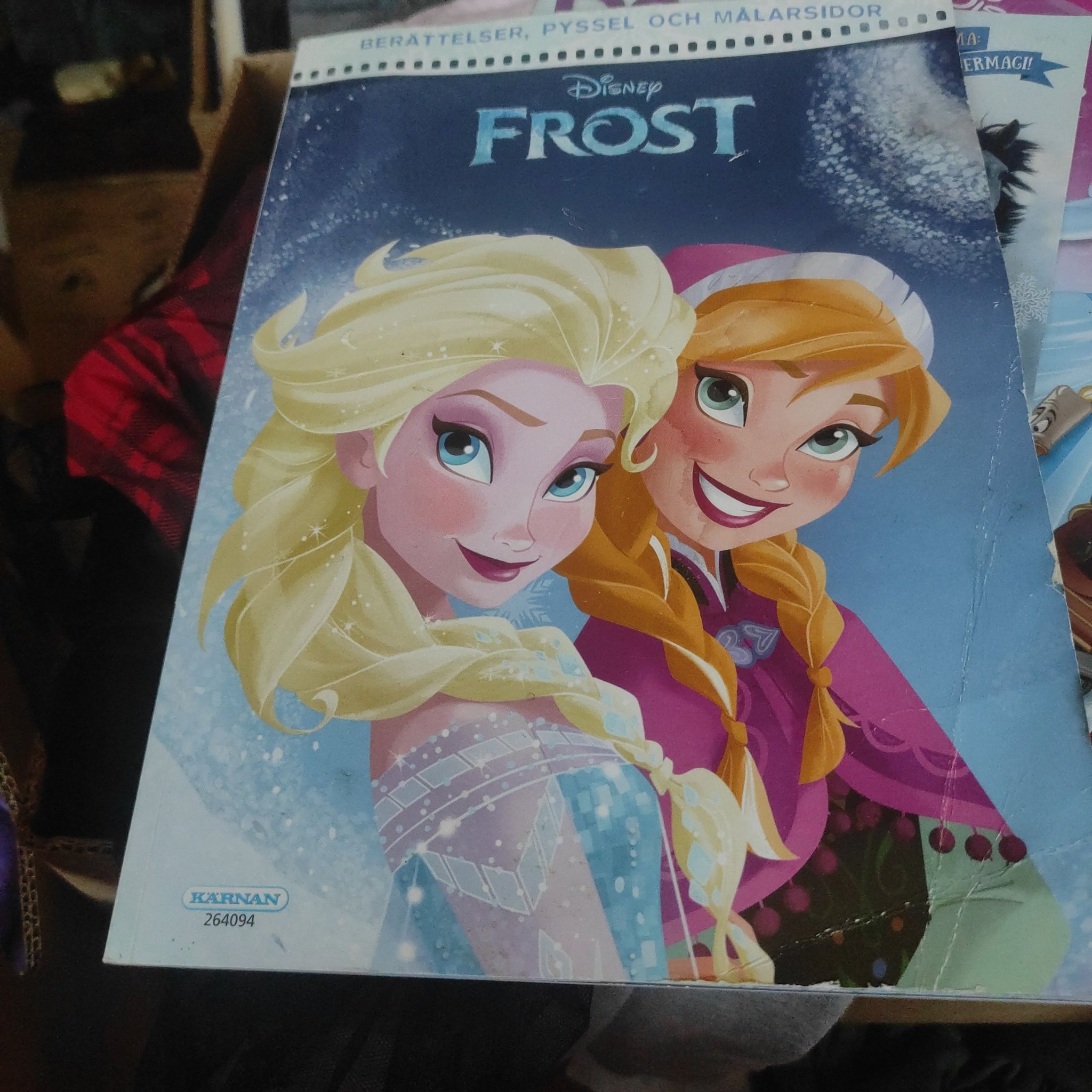 Pyssel bok frost Disney | Köp på Tradera (708350680)