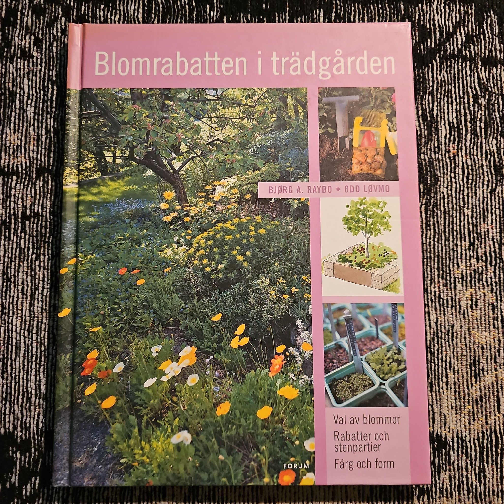 Blomrabatten i trädgården * Bjørg A. Raybo och .. | Köp på Tradera ...
