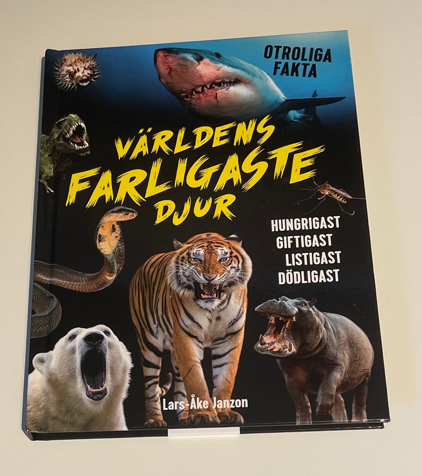 Faktabok - Världens farligaste djur - Lars-Åke .. | Köp på Tradera ...