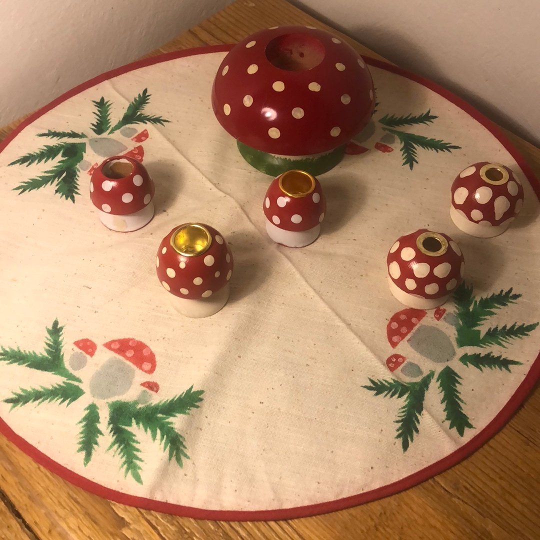 Ljusstakar i trä vintage i form av svamp | Köp på Tradera (708611467)