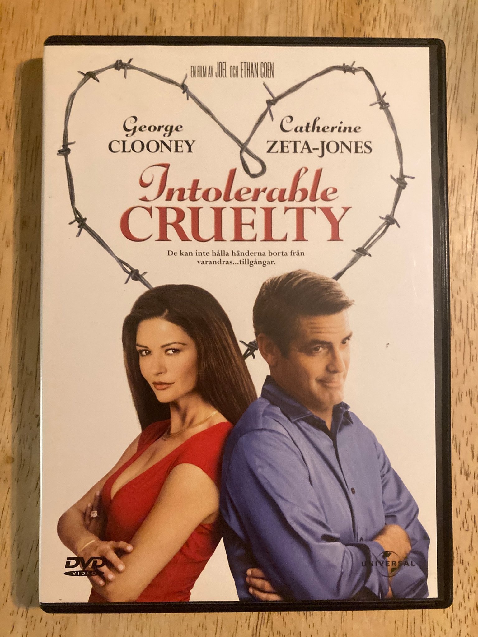 Se produkter som liknar DVD-film: Intolerable cruelty på Tradera ...