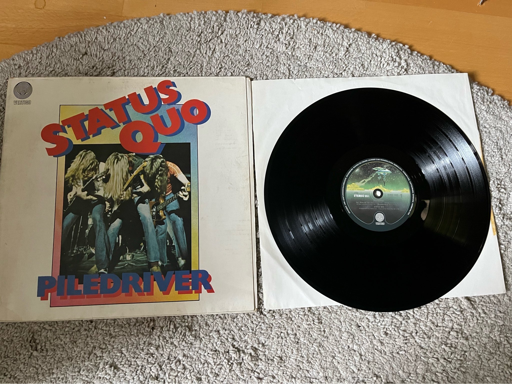 Se produkter som liknar Status Quo-Piledriver/LP/Gate.. på Tradera ...