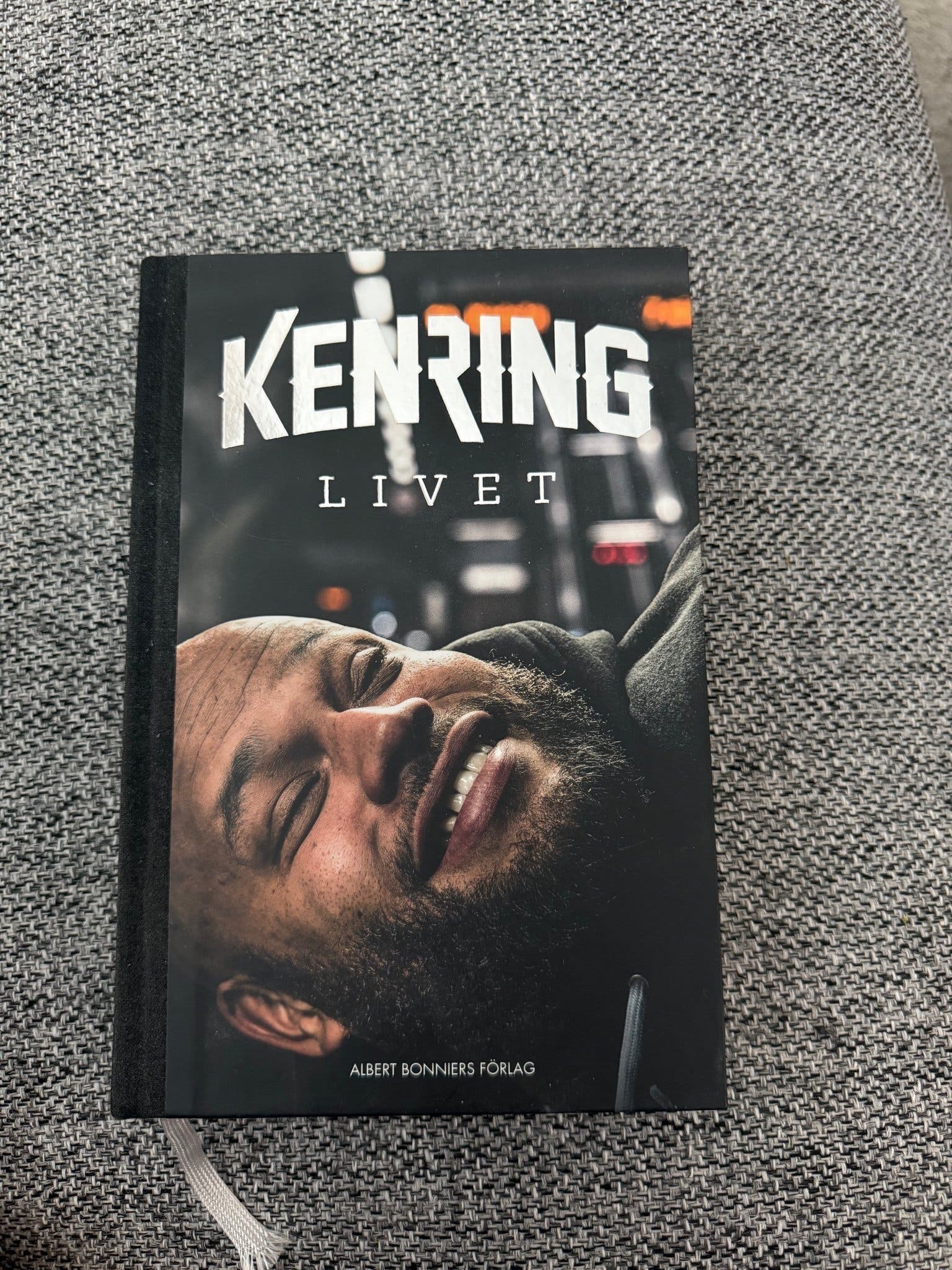 Se produkter som liknar Ken Ring - Livet, 2022 på Tradera (688535238)