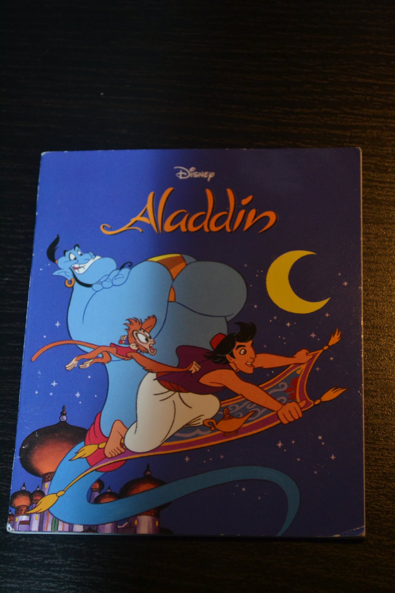 Liten bok Disney Aladdin | Köp på Tradera (687715163)