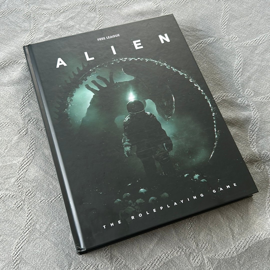Se produkter som liknar Alien RPG Core Rulebook på Tradera (695559149)