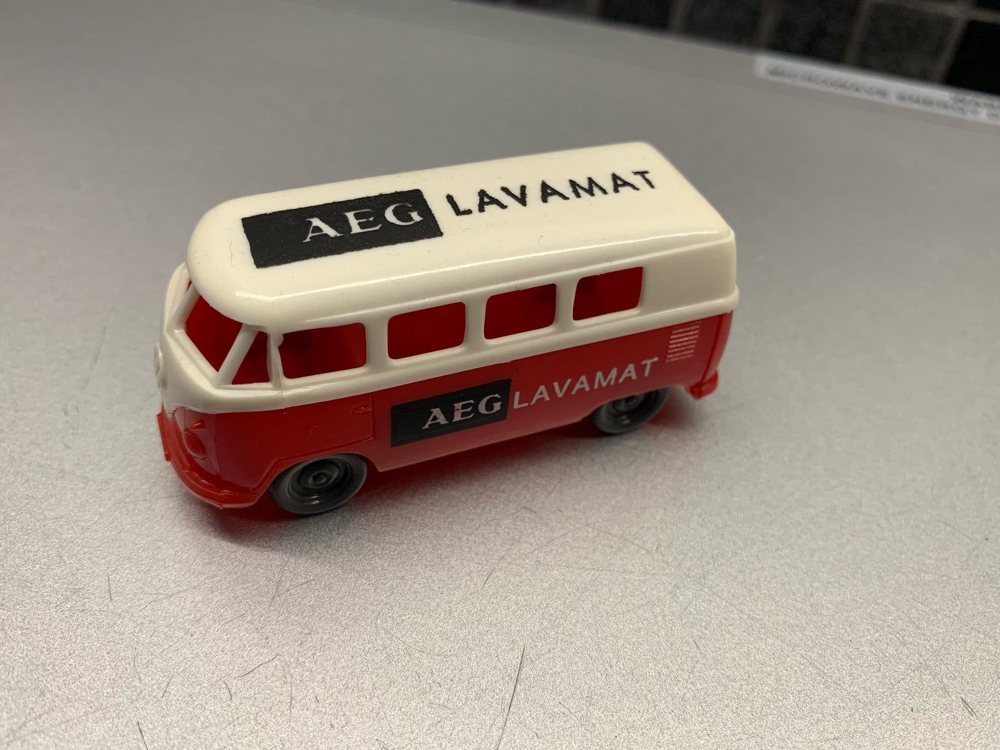 Se produkter som liknar VW Buss AEG Lavamat - Made in.. på Tradera ...