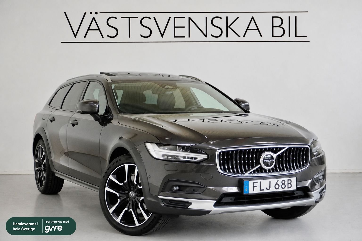 Volvo V90 Cross Country B4 AWD.. | Köp från Vastsvenska på Tradera ...