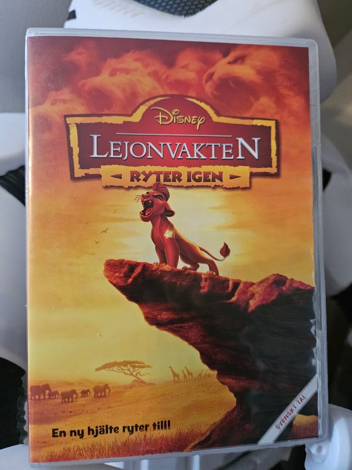 Lejonvakten ryter igen | Köp från AIAbySweden på Tradera (638590946)