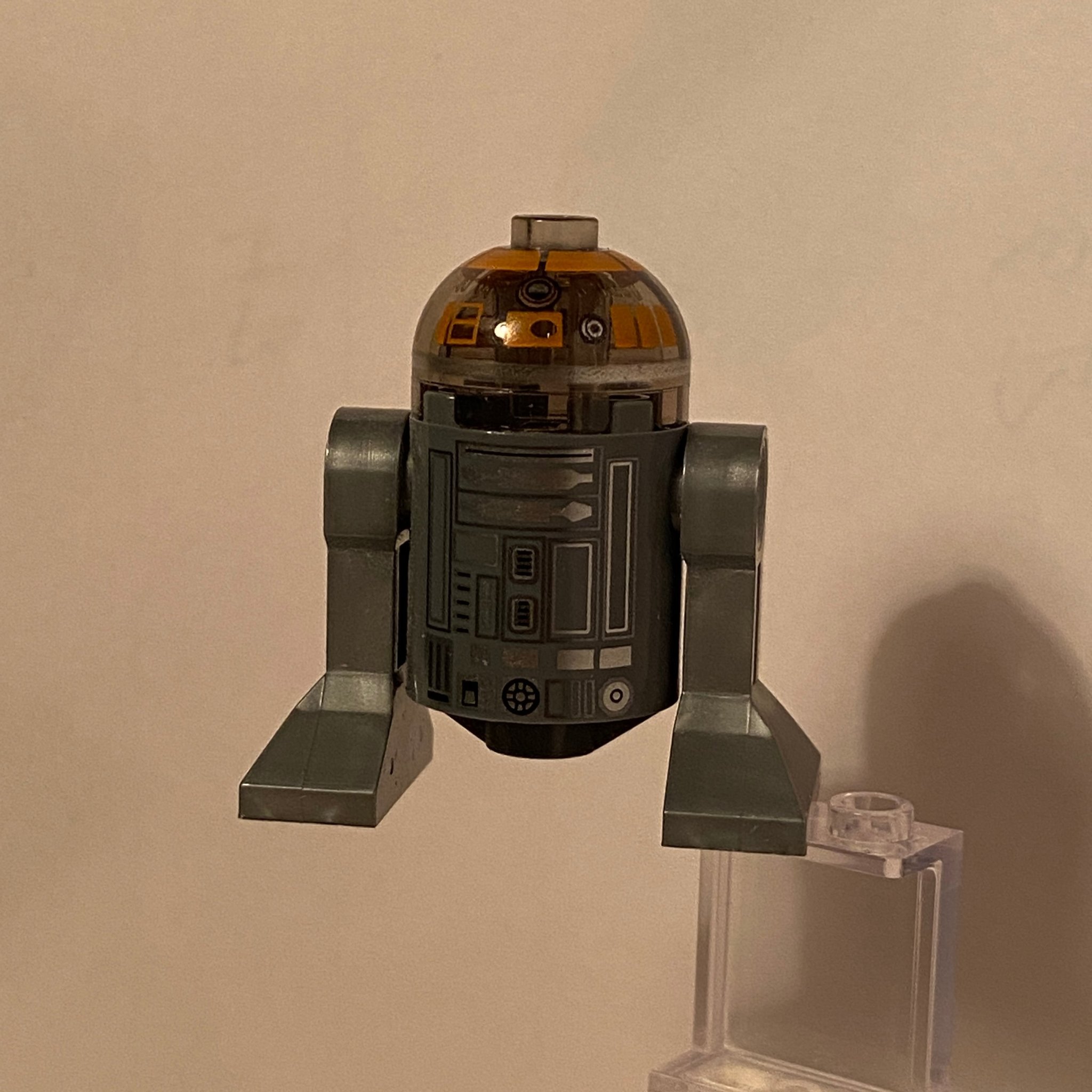 Se produkter som liknar LEGO STAR WARS MINIFIGURE R3-S1 på Tradera ...