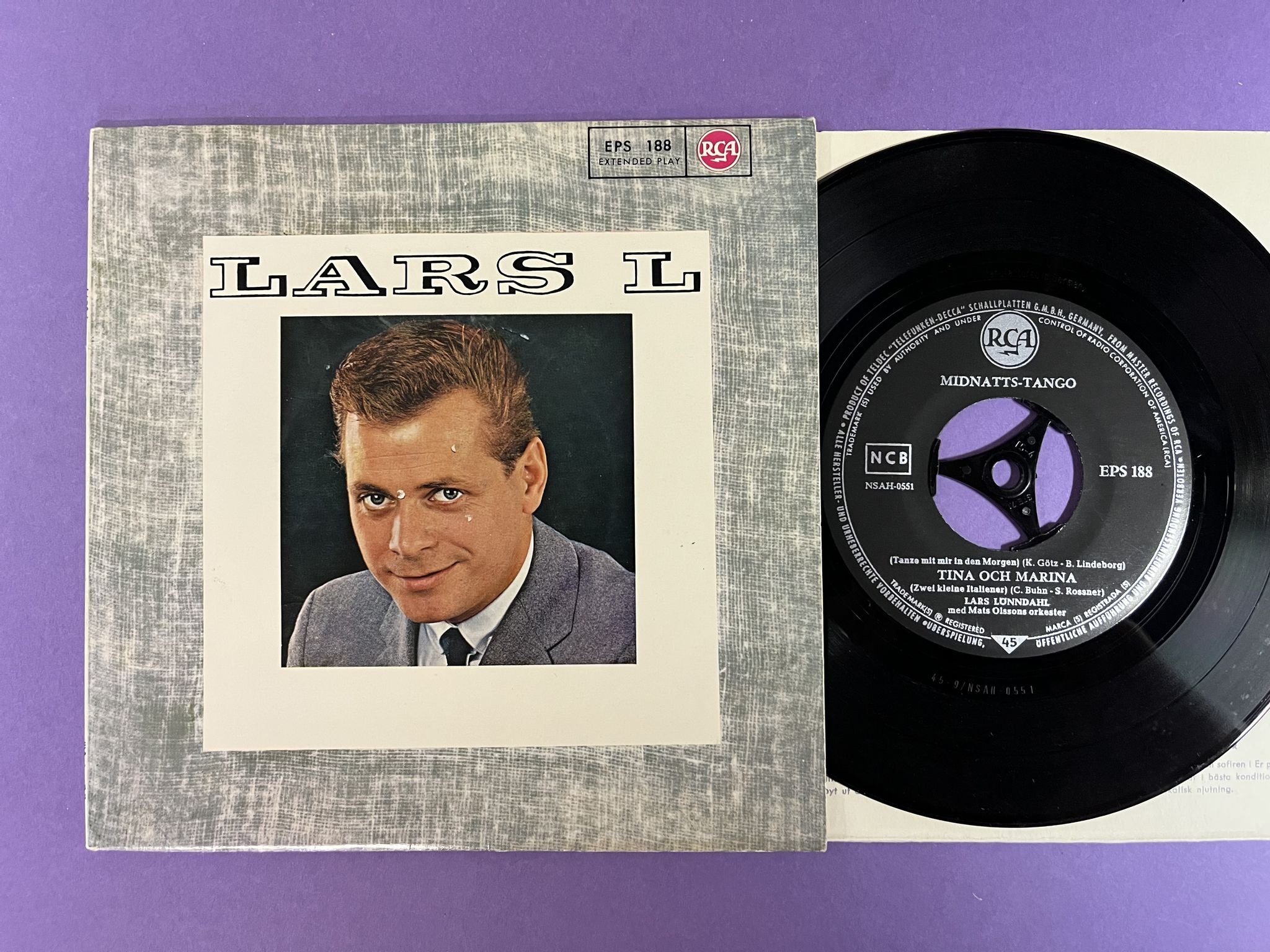 Se produkter som liknar Lars Lönndahl – Lars L EP (19.. på Tradera (692975302)