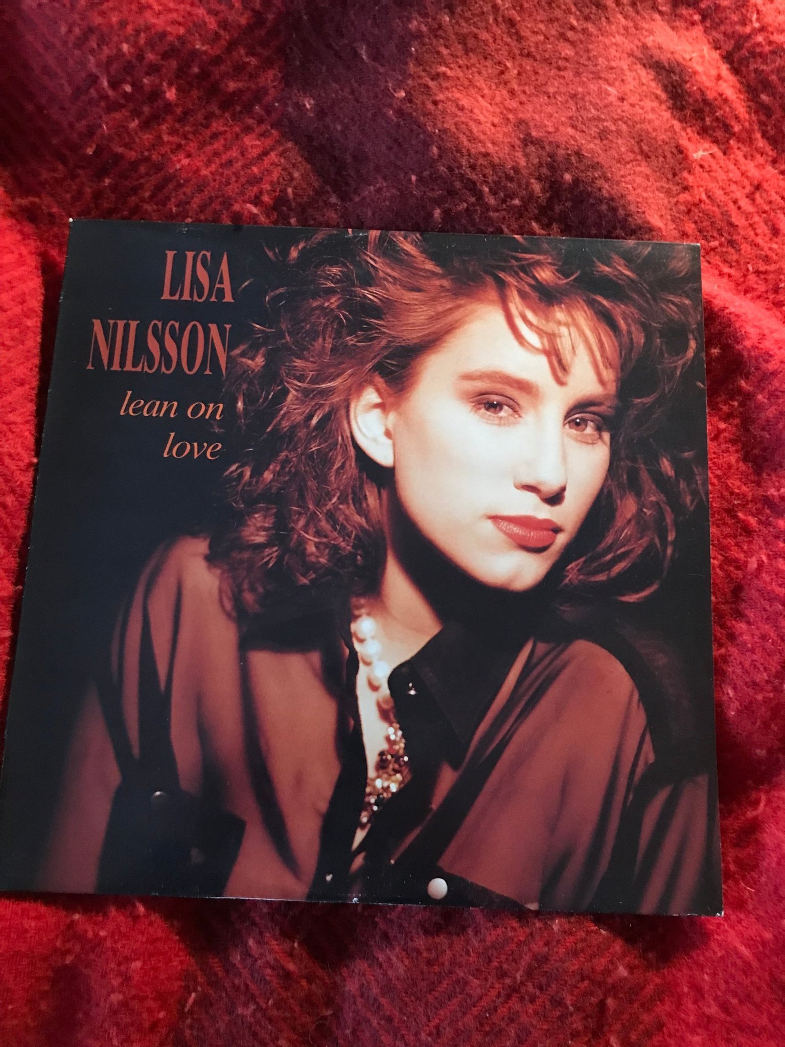 Se produkter som liknar Lisa Nilsson på Tradera (696095811)