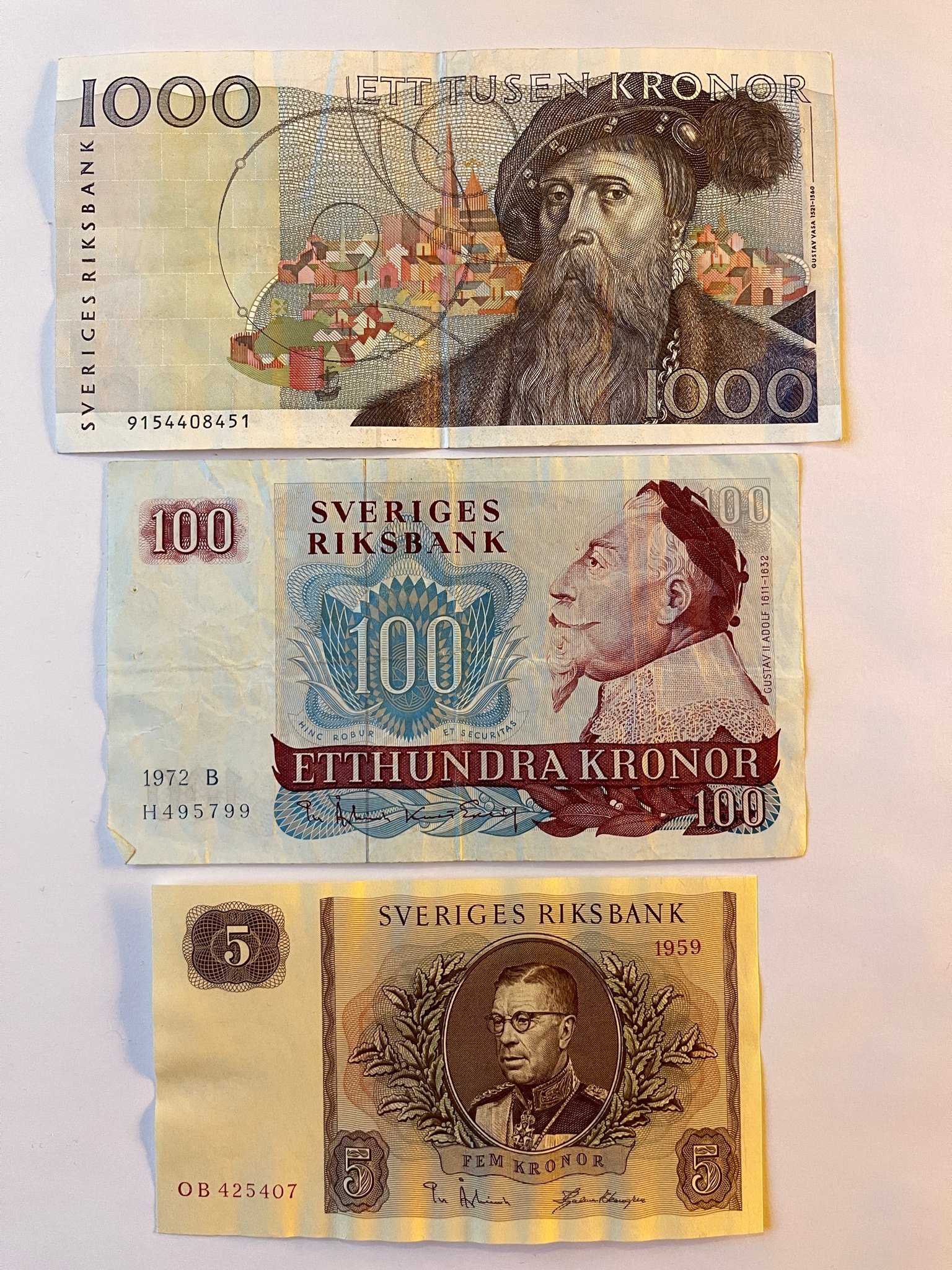 Sedlar, 3 st, 1000-kr Vasa, 100-kr 1972, 5-kr 1.. | Köp på Tradera (599340037)