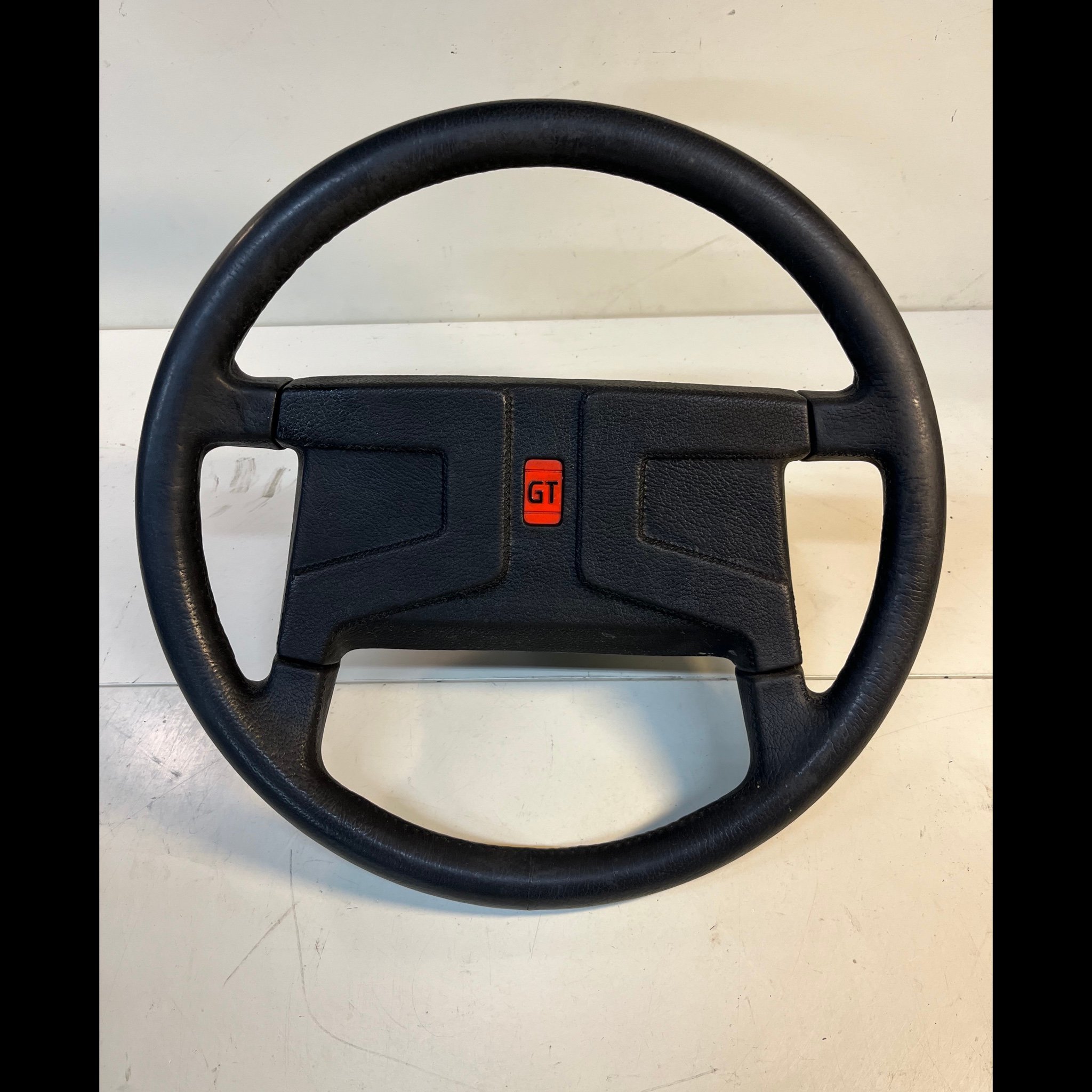 Ratt Volvo 242 GT / 240 | Köp från Henrys-bildelar på Tradera (705574674)