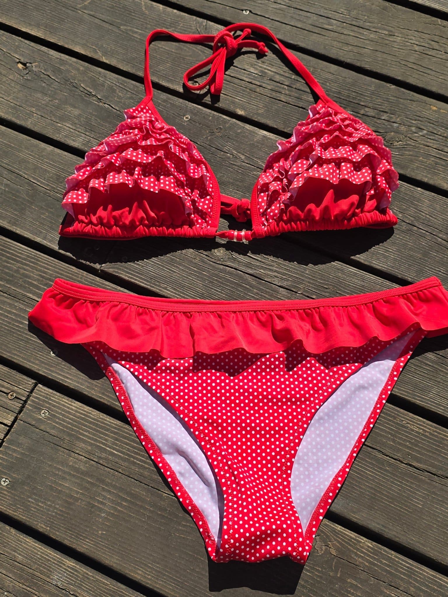 Ny bikini med volanger | Köp på Tradera (735550009)