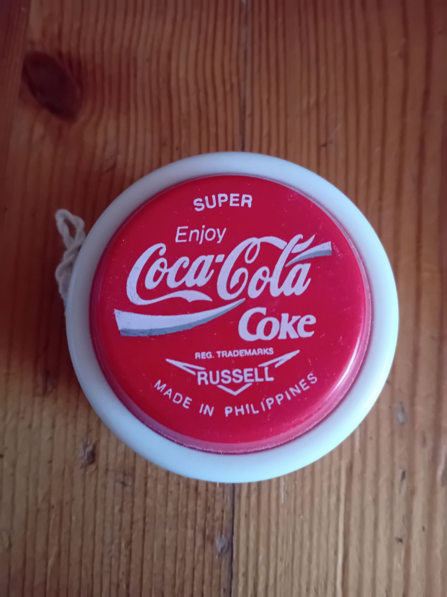 Jojo Yoyo • Coca Cola • Drink coke • Genuine Ru.. | Köp på Tradera ...