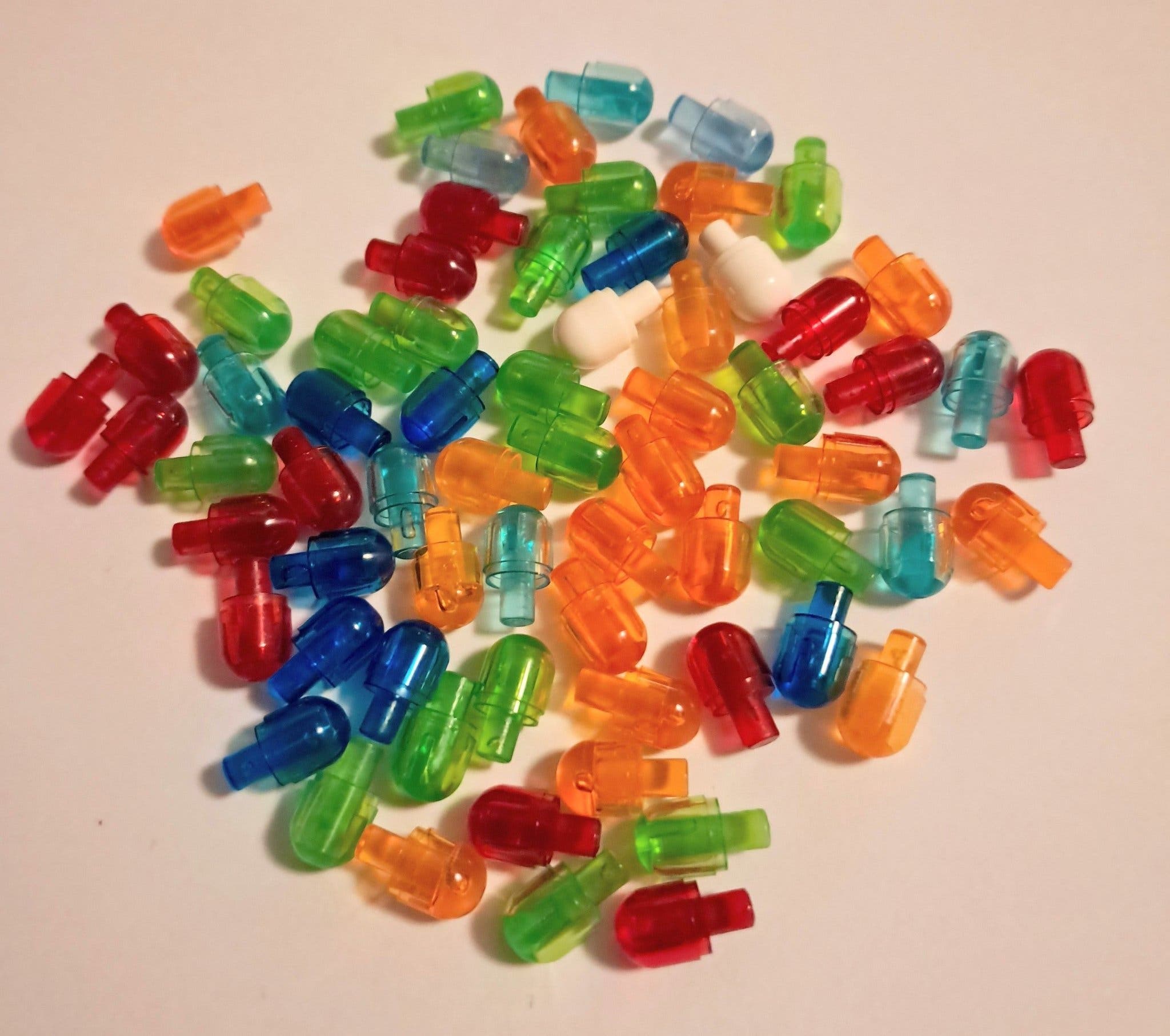 Se produkter som liknar Lego - små pluppar med fäste .. på Tradera ...