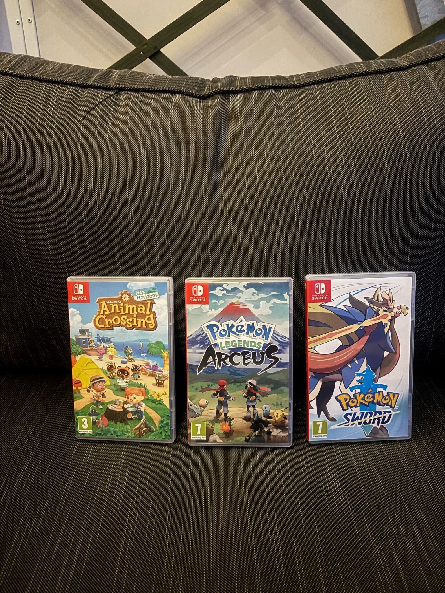 Animal Crossing New Horizons, Pokémon Legends A.. | Köp på Tradera ...
