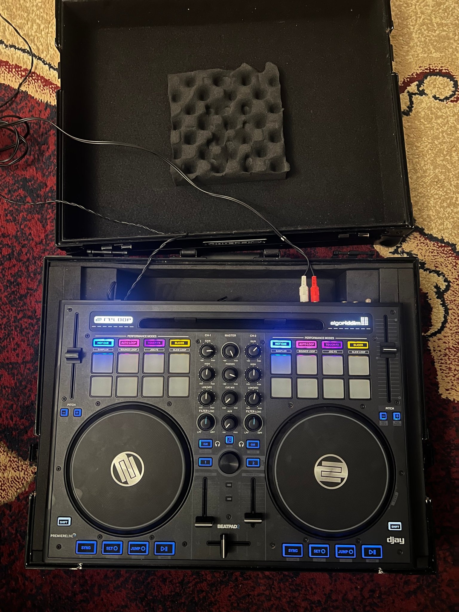 Reloop Beatpad 2 DJ Controller | Köp på Tradera (708443816)