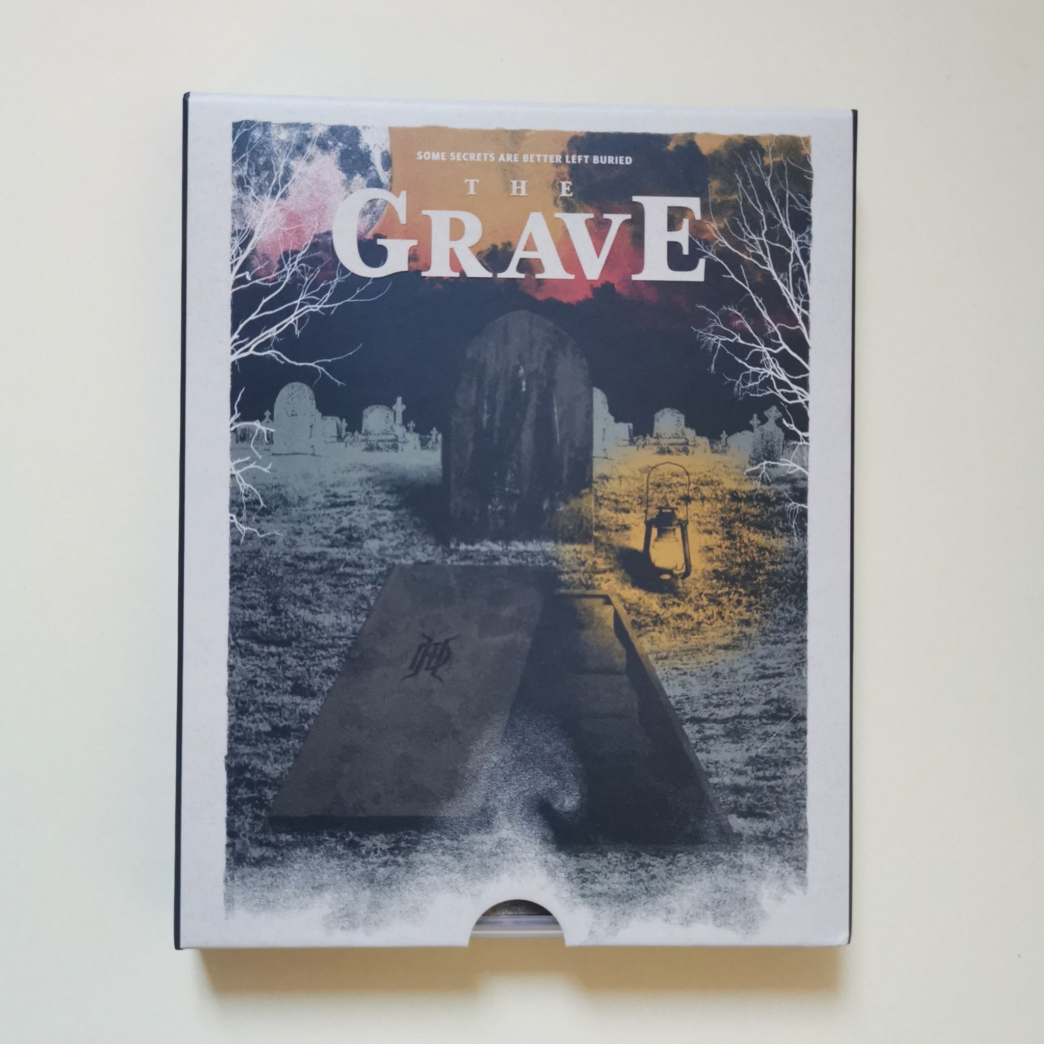 The Grave - OOP Vinegar Syndrome Archives Blu-r.. | Köp på Tradera ...