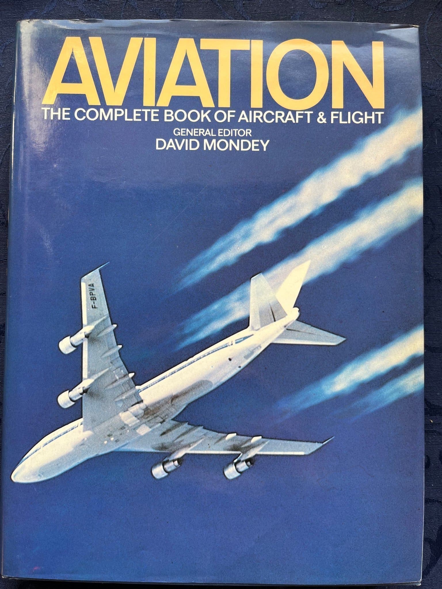 BOK - Aviation: The Complete Book of Aircraft &.. | Köp på Tradera ...
