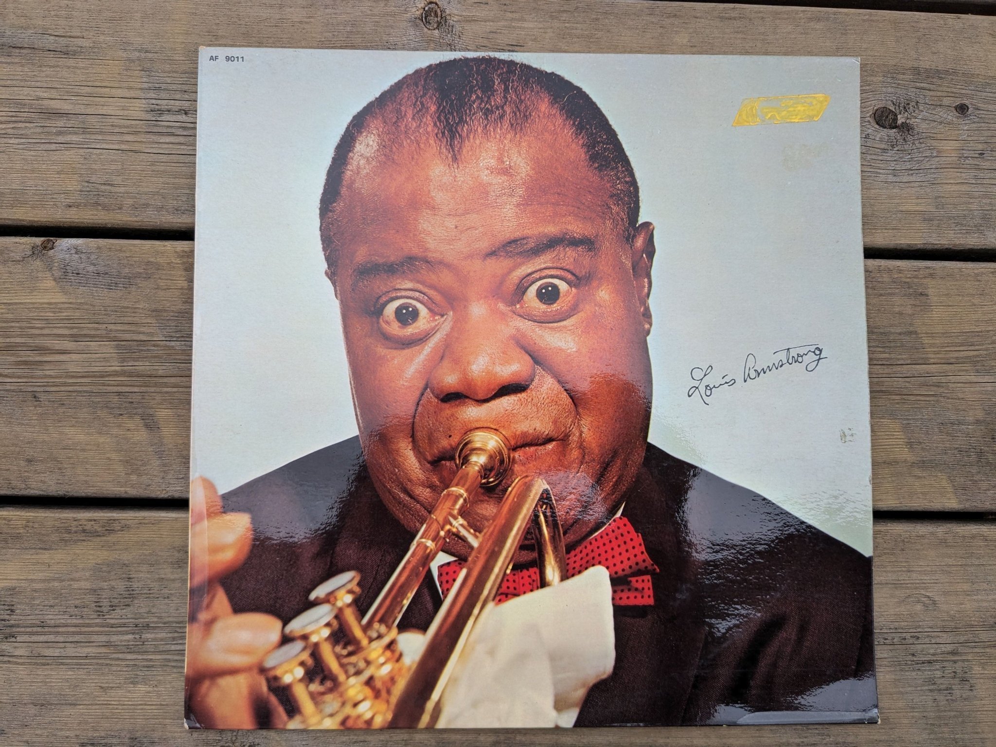 Se produkter som liknar Louis Armstrong - The Definit.. på Tradera ...