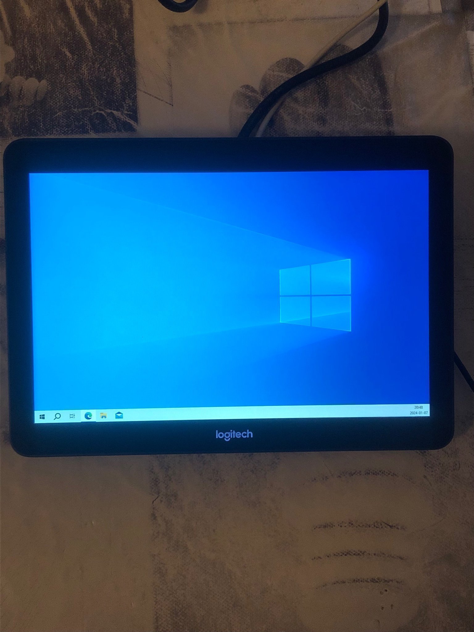 Logitech display | Köp på Tradera (690937507)