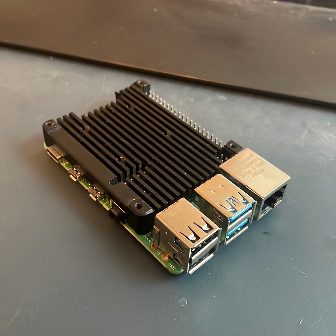 Se produkter som liknar Raspberry Pi 4 Model B - 8 GB på Tradera ...