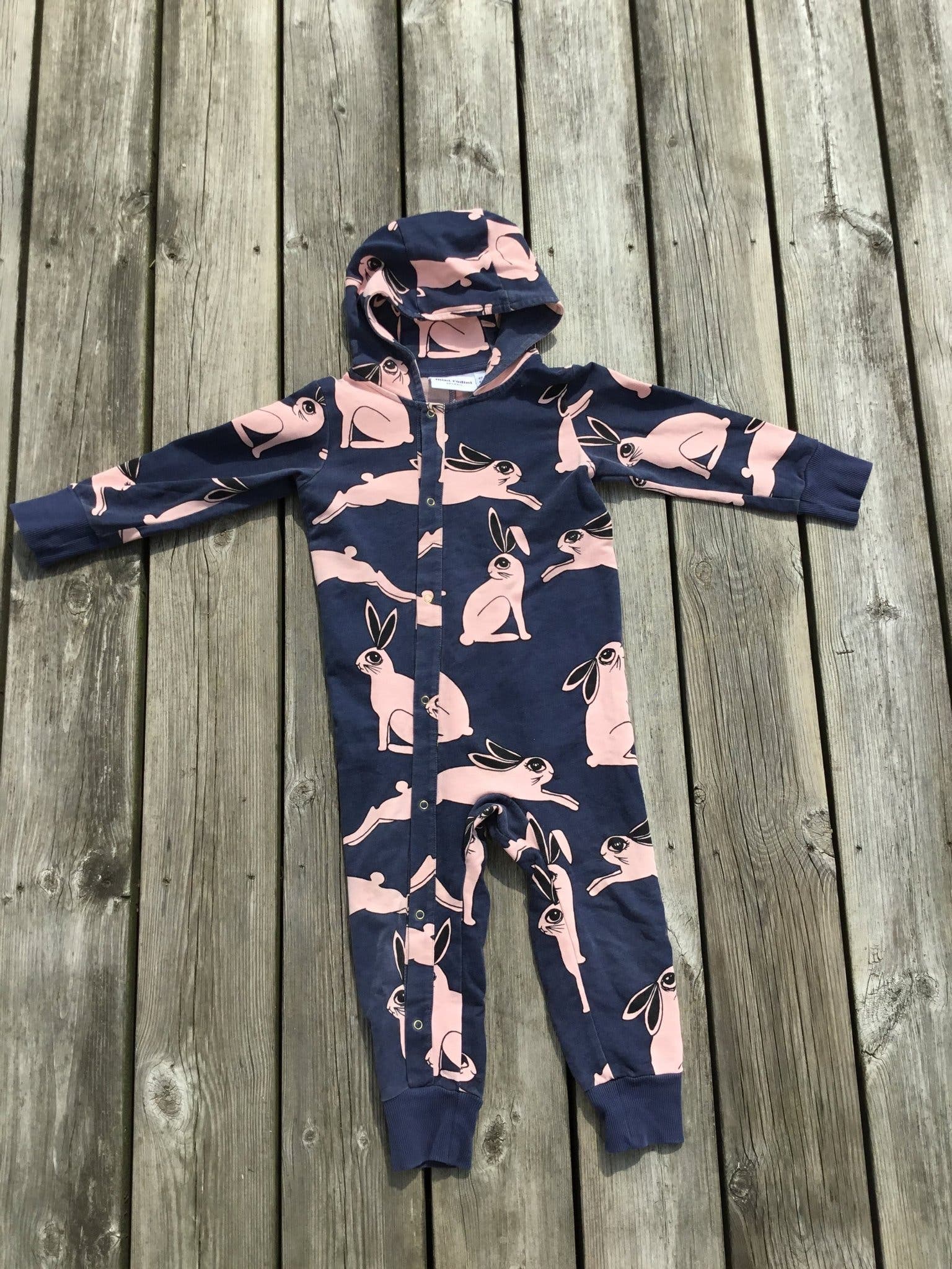 Se produkter som liknar Mini Rodini blå overall / jum.. på Tradera ...