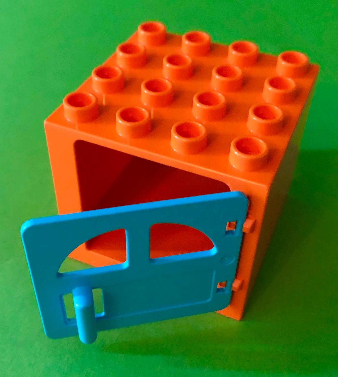 Lego DUPLO Orange litet Hus med Blå Dörr, Box, .. | Köp på Tradera ...