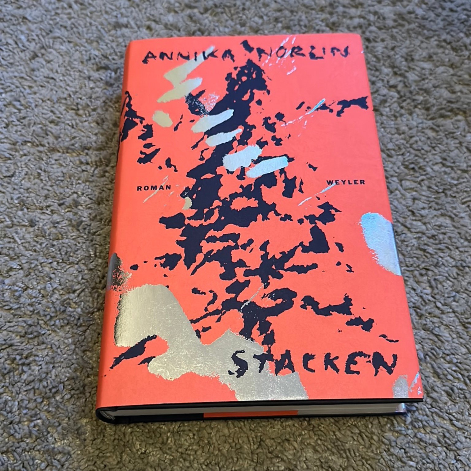 Se produkter som liknar ANNIKA NORLIN / STACKEN på Tradera (629584074)