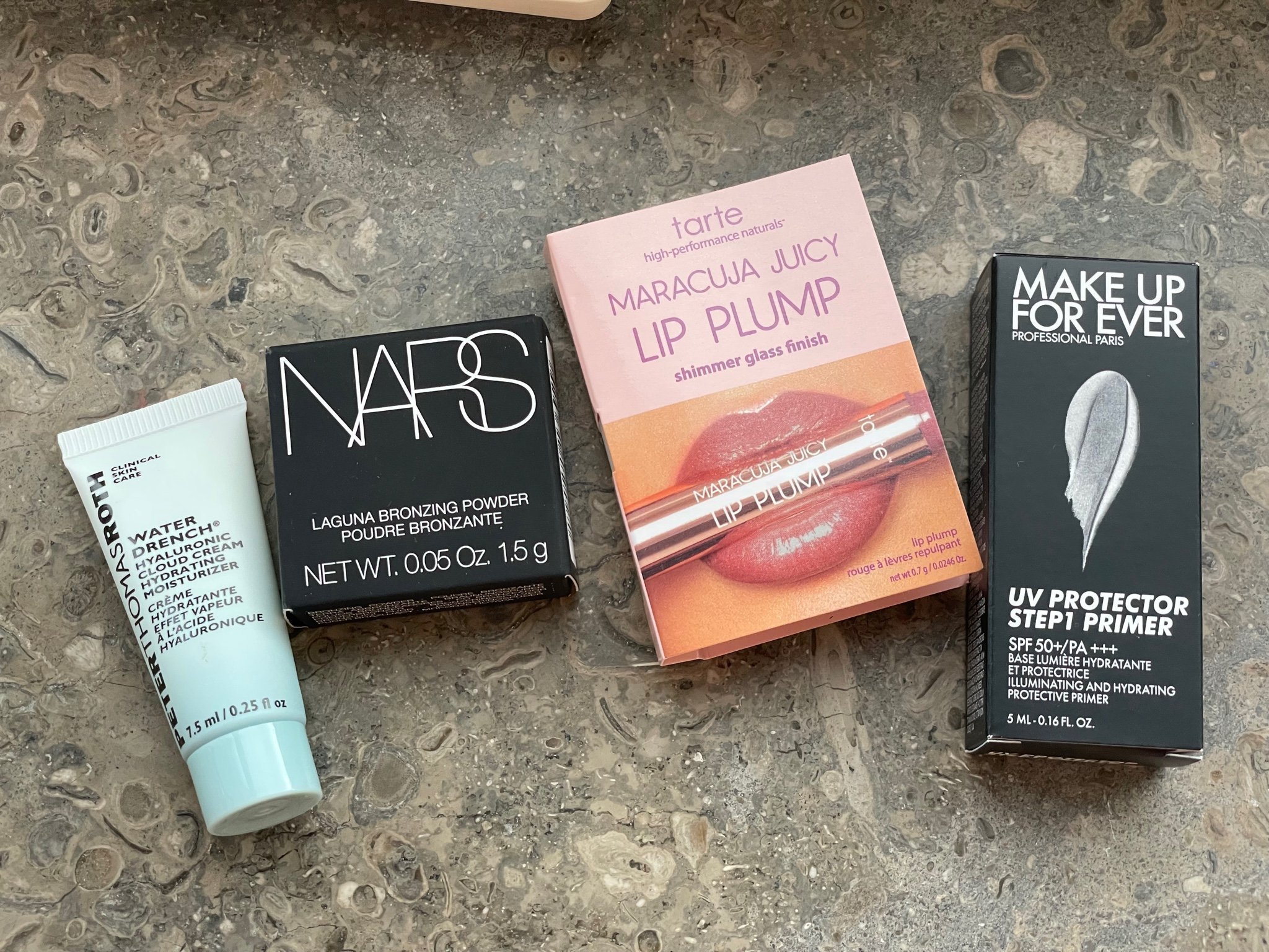 Se produkter som liknar Smink-kit med NARS, Tarte & M.. på Tradera ...