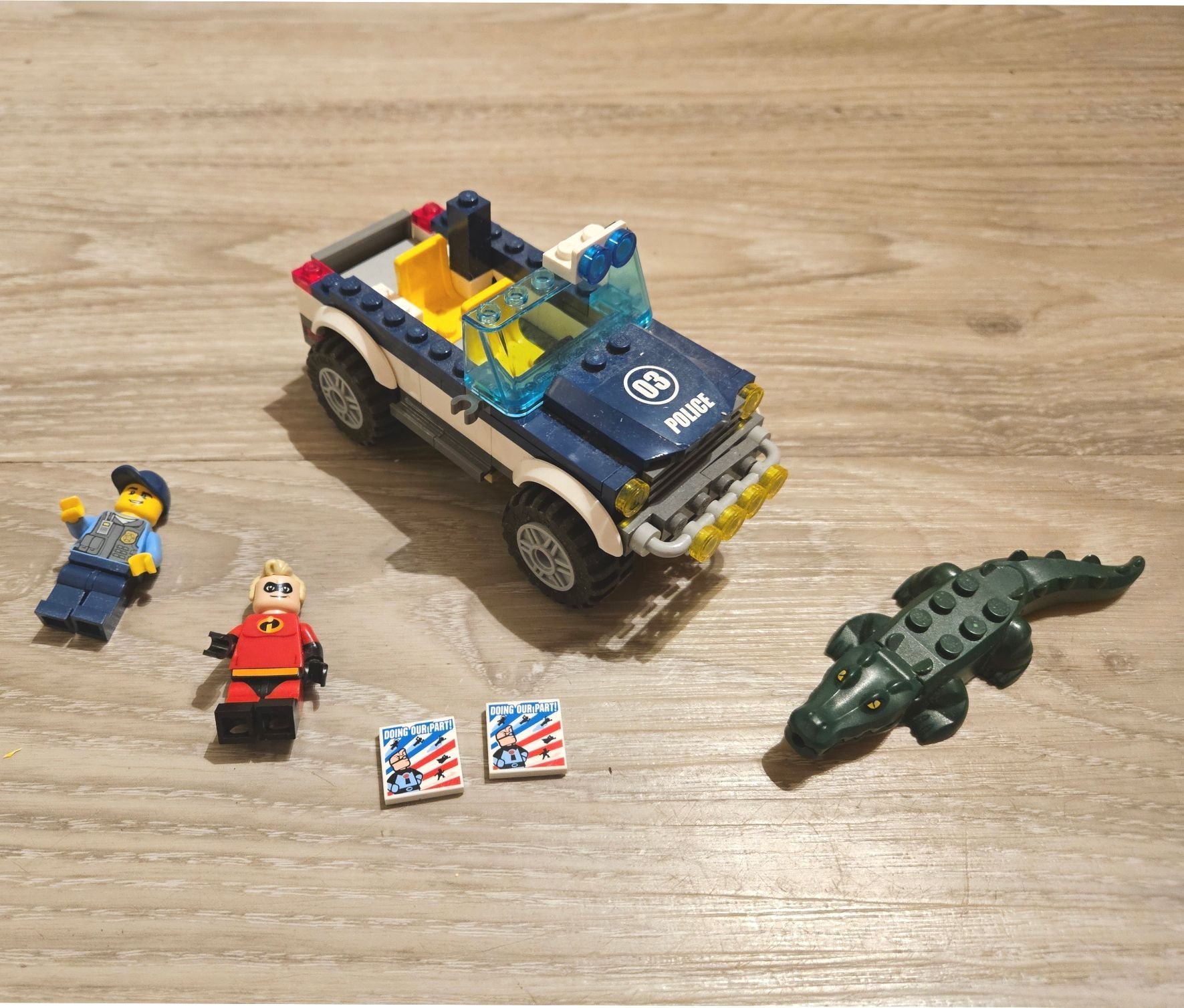 Se produkter som liknar Äldre Lego, Polisbil, Mr. Inc.. på Tradera ...