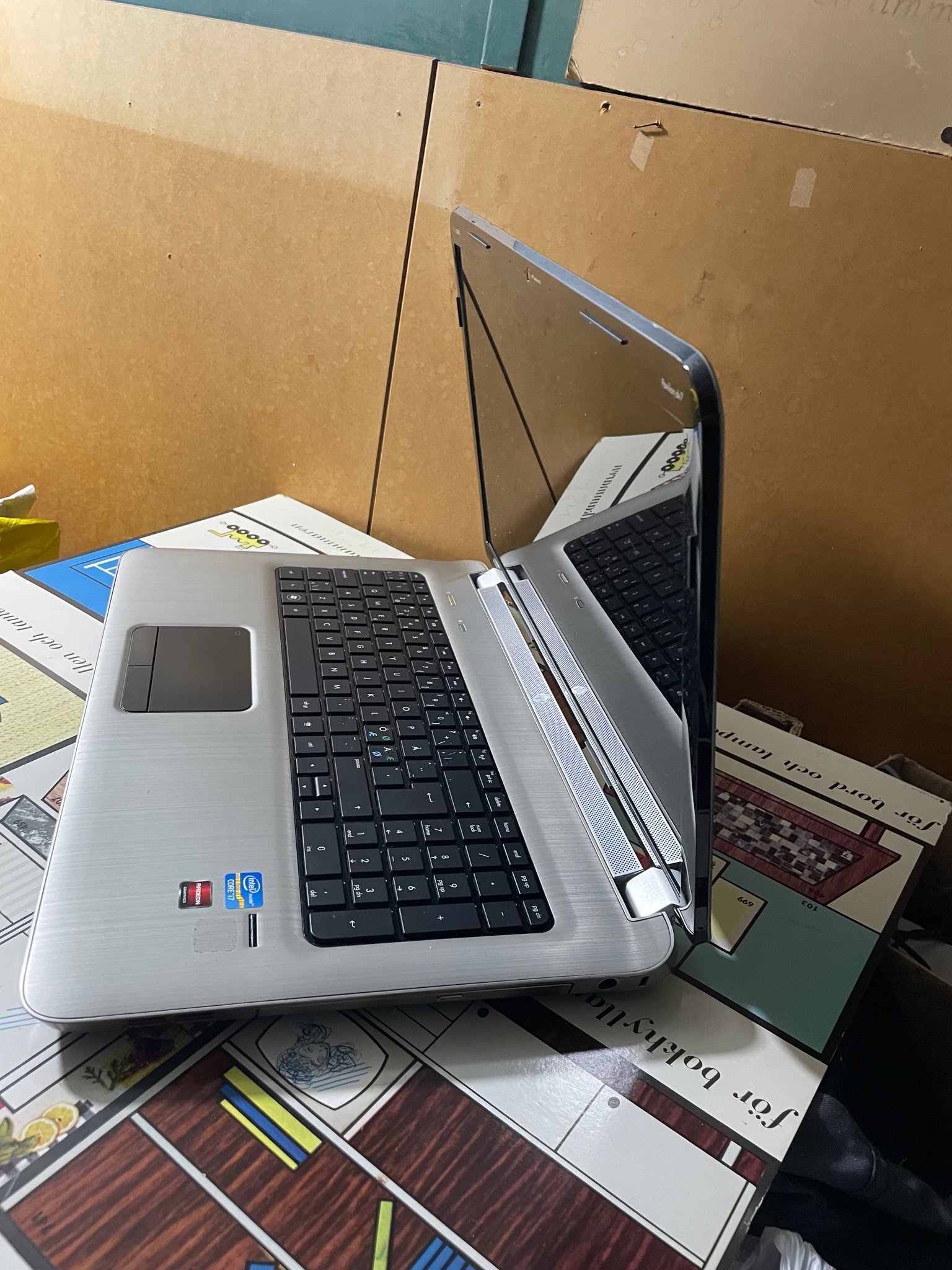 HP core i7 ,8 GB Ram, ssd 240GB ,1GB grafik,Win.. | Köp på Tradera ...