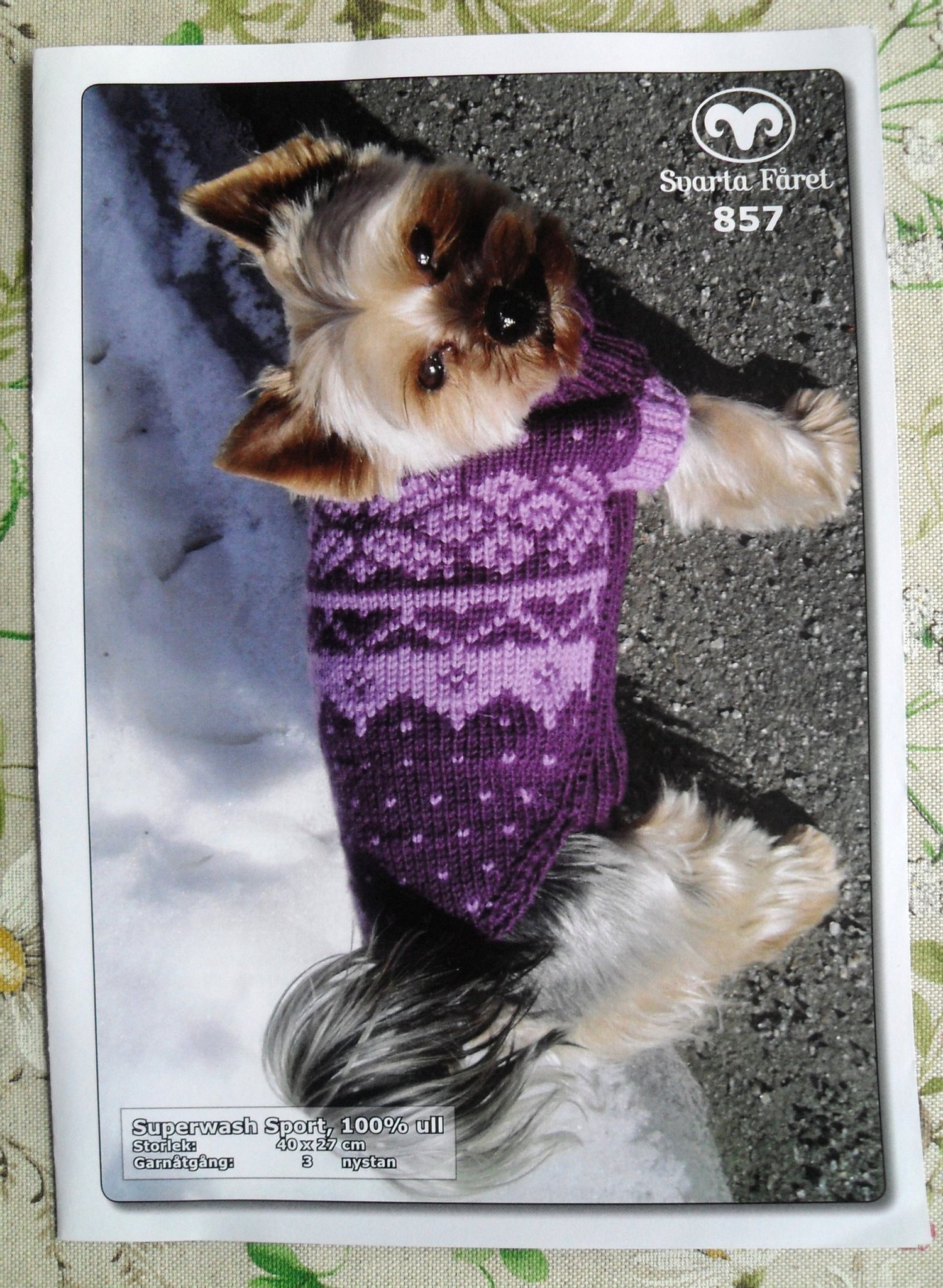 Se produkter som liknar Stickbeskrivning Svarta Fåret.. på Tradera ...