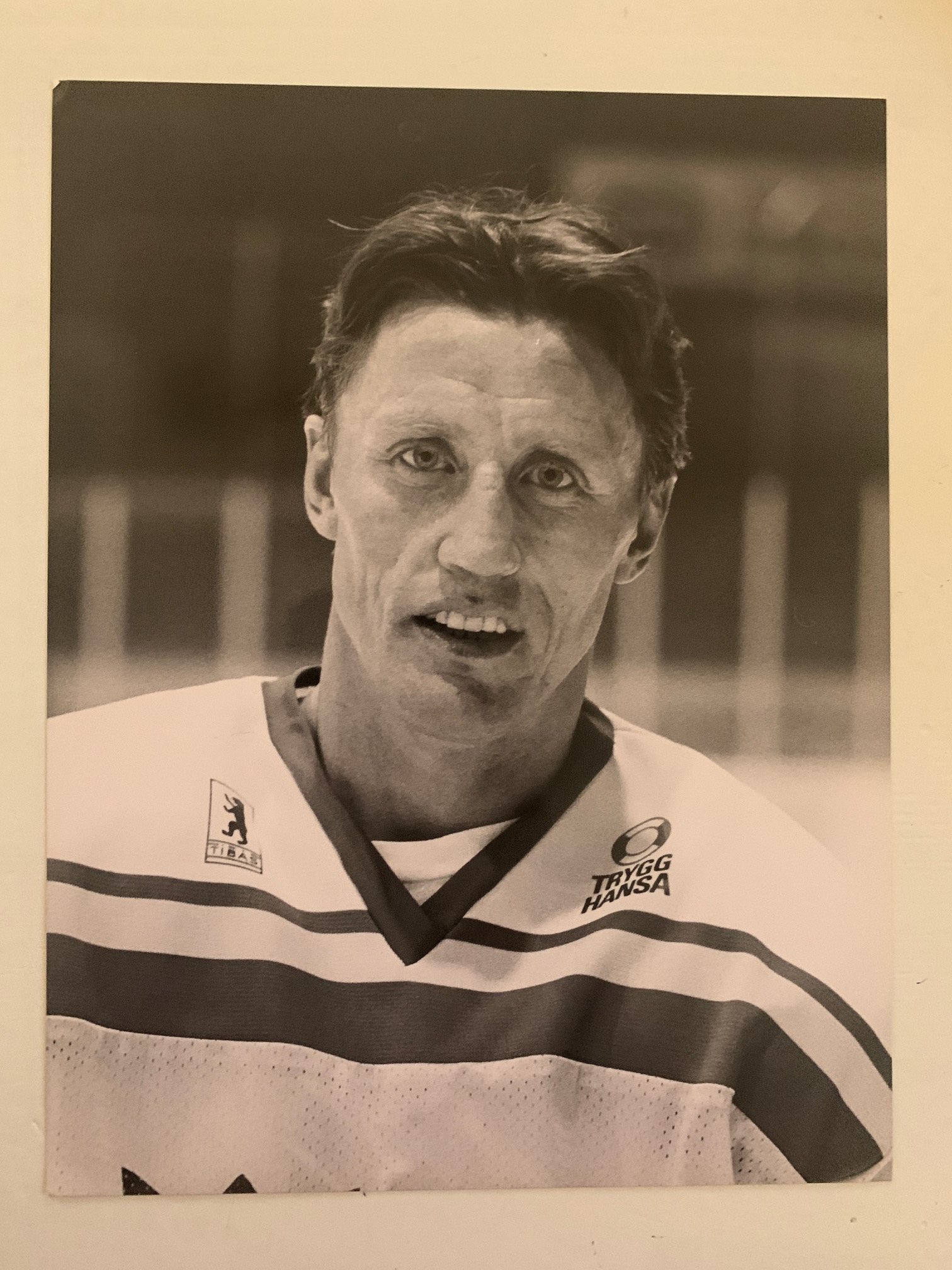 Se Produkter Som Liknar Pressfoto ORIGINAL Tre Kronor P Tradera se-produkter-som-liknar-pressfoto-original-tre-kronor-p-tradera