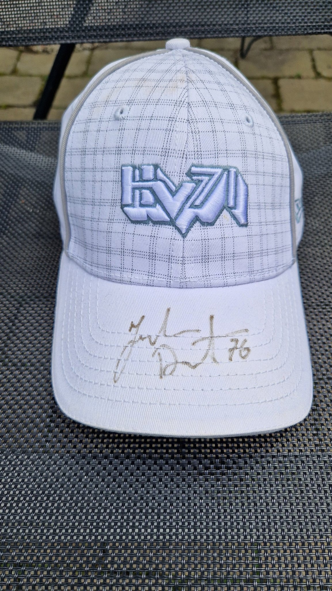 Vintage keps Hv71 signerad - Johan D.. | Köp från B-A-V på Tradera ...