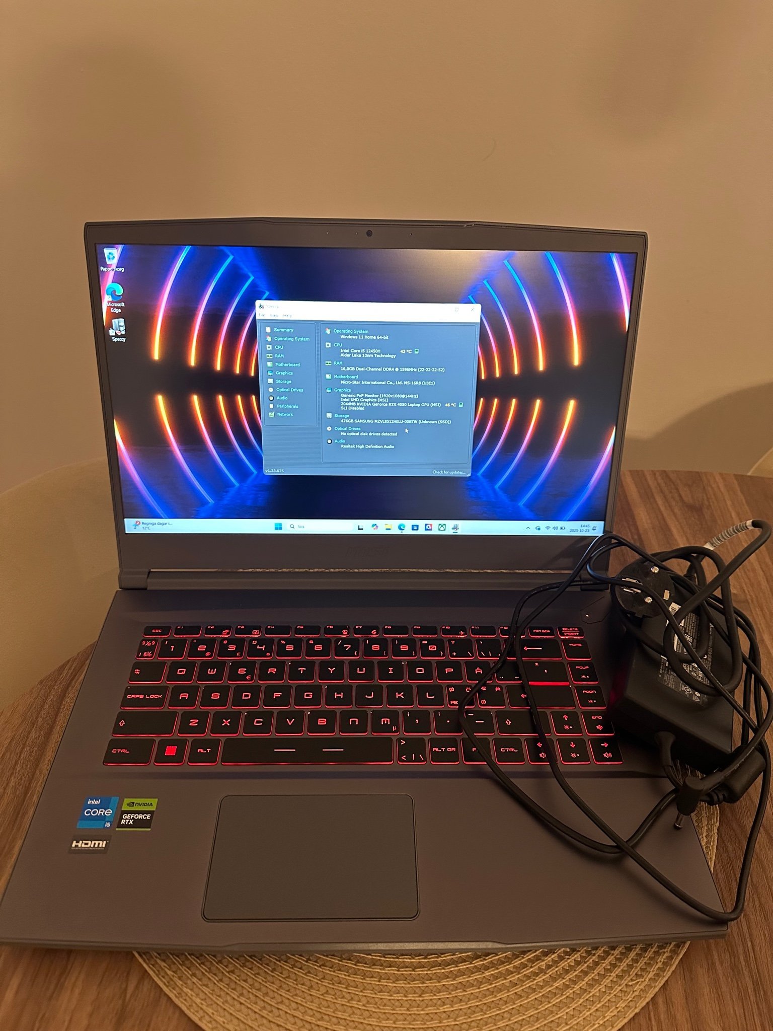Se produkter som liknar MSI Gaming Laptop på Tradera (699754292)